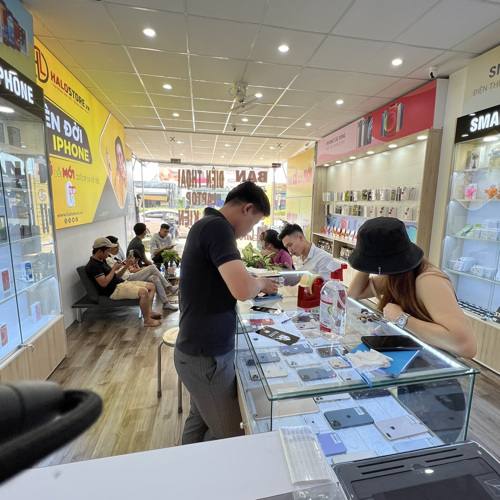 Halo Store - Điện thoại iPhone, Tablet, Laptop, Phụ kiện chính hãng